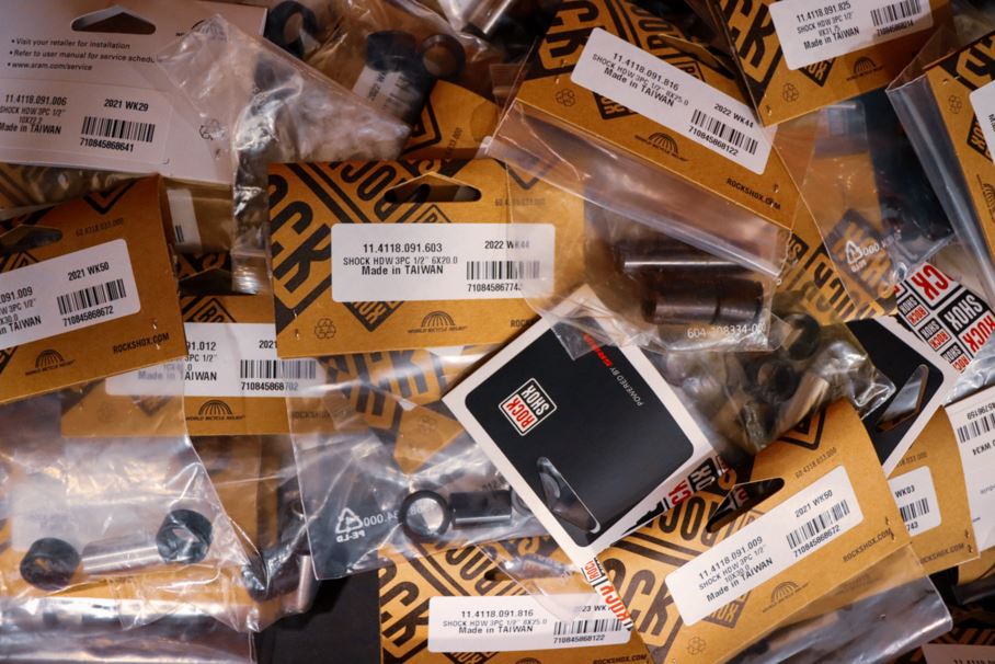 RockShox Rear Suspension Fitment | SRAM